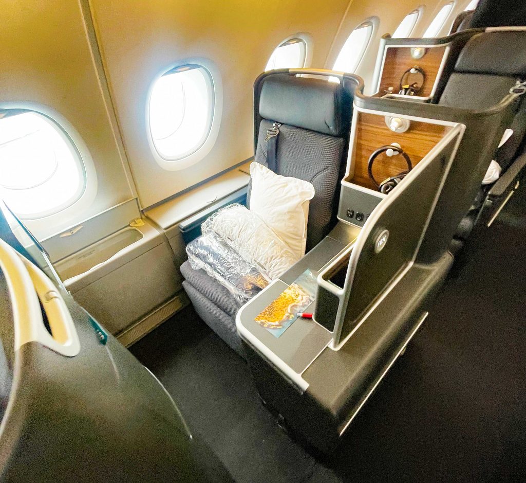 Qantas A380 Business Class Bathroom Review: Qantas A380 First Class